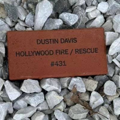 Engraved Brick, Personalized Engraved Permanent Memorial Brick for ...