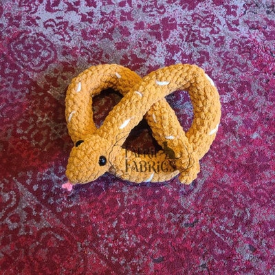 Pretzel Snake Crochet Pattern - Etsy