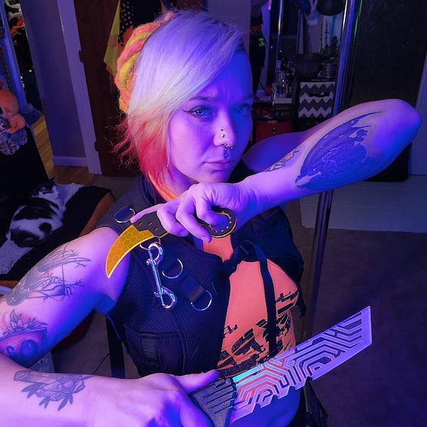 Cyberpunk Knife - Cyberpunk Dagger - Cyberpunk Karambit - Cyberpunk ...