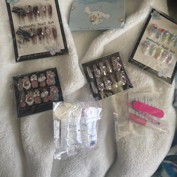 5 Sets Press on Nails Mystery Box Nails Surprise Box Press on Nails ...