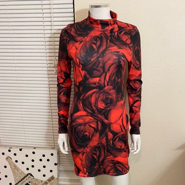 Red Rose Fabric - Blood Roses, Blood Roses by Peacoquettedesigns ...