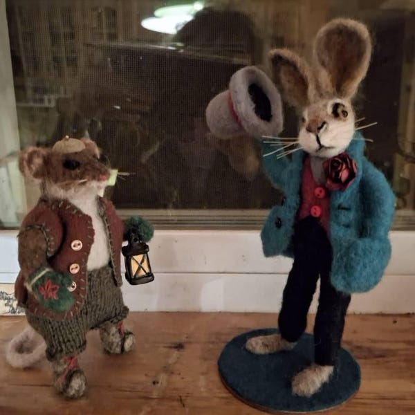 Reclining Hare With Ruffle /rabbit Lover Gift/hare Sculpture/felted ...