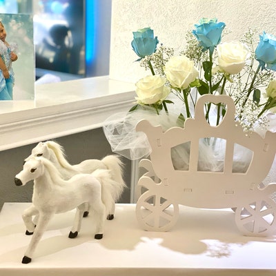 Cinderella Carriage Table Decor, Princess Carriage With Horses and ...