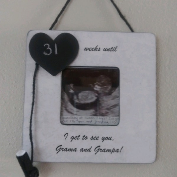 Baby Announcement Grandma Countdown Frame / Youre Going to Be a Grandma ...