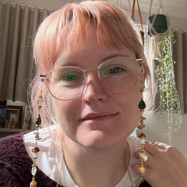 Queen of the Underworld Gunmetal and Gold Eyeglass Chain | Czech ...