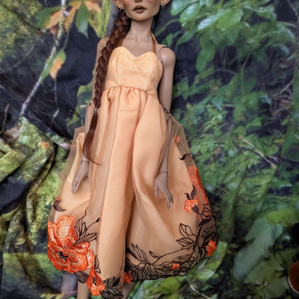 BJD Sewing Pattern: Tudor Dress for Sartoriaj, Raccoondoll, Iplehouse ...