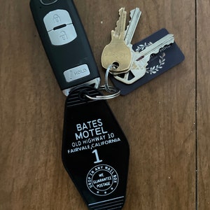 On SALE PSYCHO BATES Motel Room 1 Keychain, Key Fob Horror Movie Prop ...