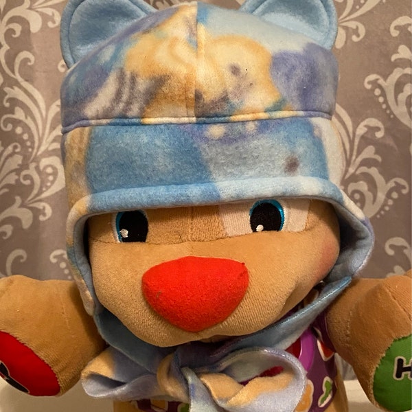 Adorable Kid's Fleece Stroller Hat Sewing Pattern and Instructions ...