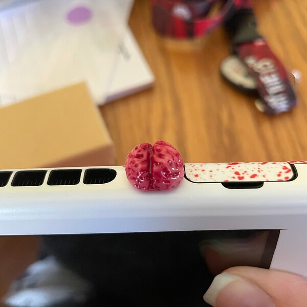 Brain Phone Plug, Zombie Mobile Cell Phone Accessories Dust Jack, Izombie Geekery Halloween ...