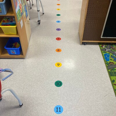 Teacher's Helper Set of 27 Floor Decals. Spots: line Leader, door ...