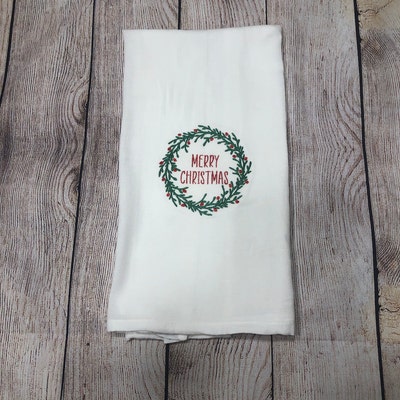 Farmhouse Embroidery Design Red Berry Wreath Machine Embroidery Design ...