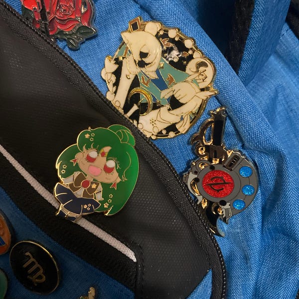 Dorothy Enamel Pin | NIKKE Doro - Etsy