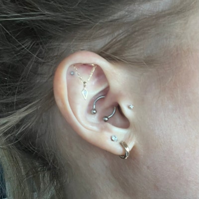 NEW 14K Solid Gold Vertical Helix Chain Piercing Unique Gold Barbell ...