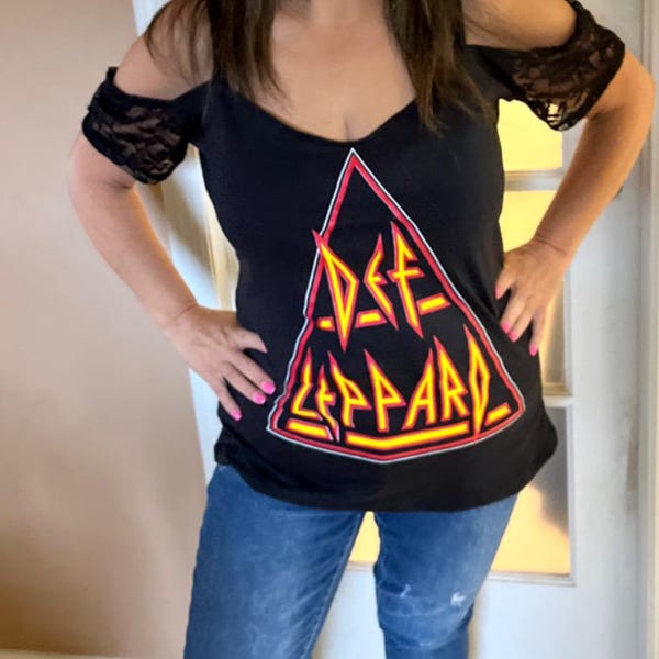 Motley Crue Girls Girls Girls Print Mini Dress Fishnet Sleeves Tunic ...