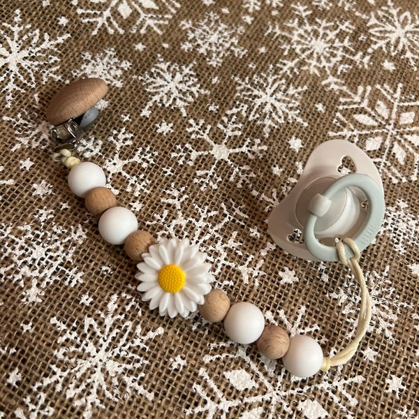 Highland Cow Pacifier Clip | Farm Pacifier Clip | Cow Dummy Clip | Cow ...