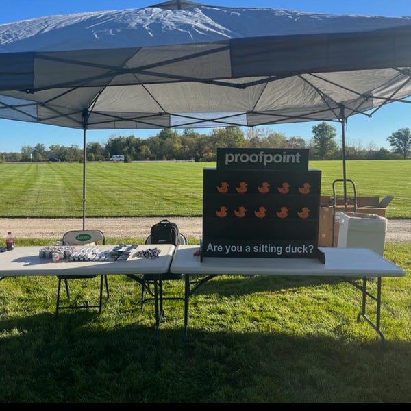 Frog Flinger Carnival Game. Perfect for Trade Show, Rental, Birthday ...