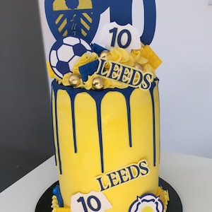 Leeds United Themed Cupcake Toppers Personalised With Age Football ...