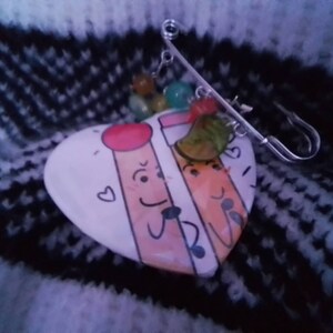 BFDI HEART PINS Holographic - Etsy