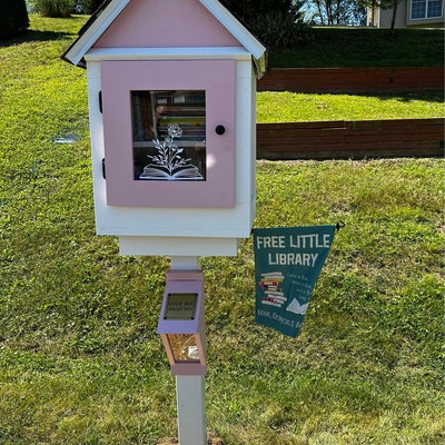 Good Dog Biscuit Box From the Family of the Founder of the Little Free ...