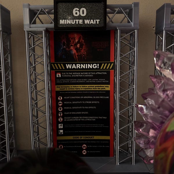 Haunted House Entrance Portal & Wait Time Sign Inspired by HHN ...