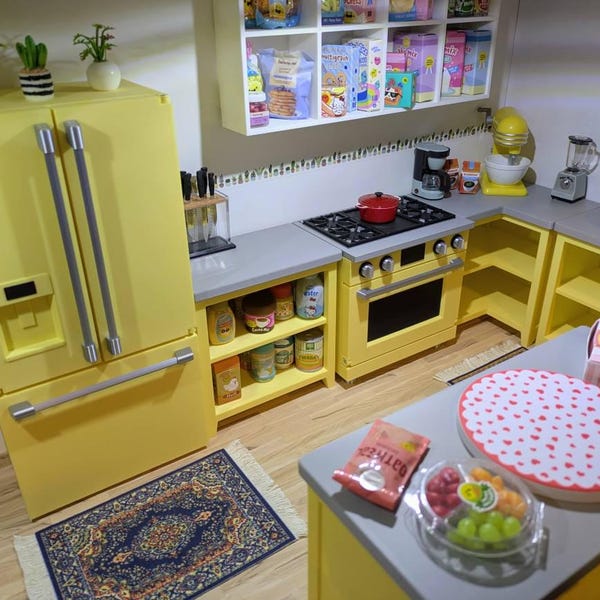 MGA Miniver Make It Mini - Donuts & Pastry Dollhouse Miniatures - YOU ...
