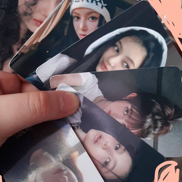 Ateez Selfie/selca Bias Photocards Hongjoong, Seonghwa, Yunho, Yeosang, San, Mingi, Wooyoung ...