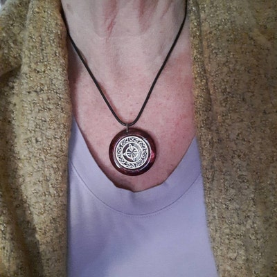 Ruby Red Witch's Knot Protection Amulet, Witch's Pendant, Spiritual ...