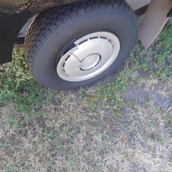 Plymouth Valiant Barracuda 1964-66 Hub Caps. (2). - Etsy