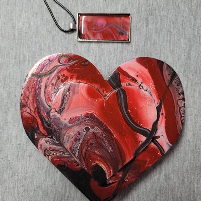 Flow Pendant Rainbow Fish abyssal Horror Hand Painted Glass Bezel ...