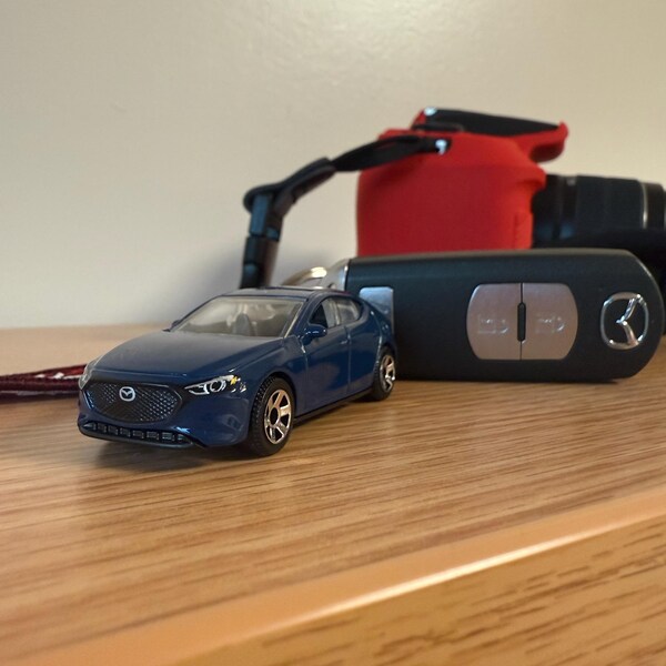 Jeep Gladiator Keychain - Etsy