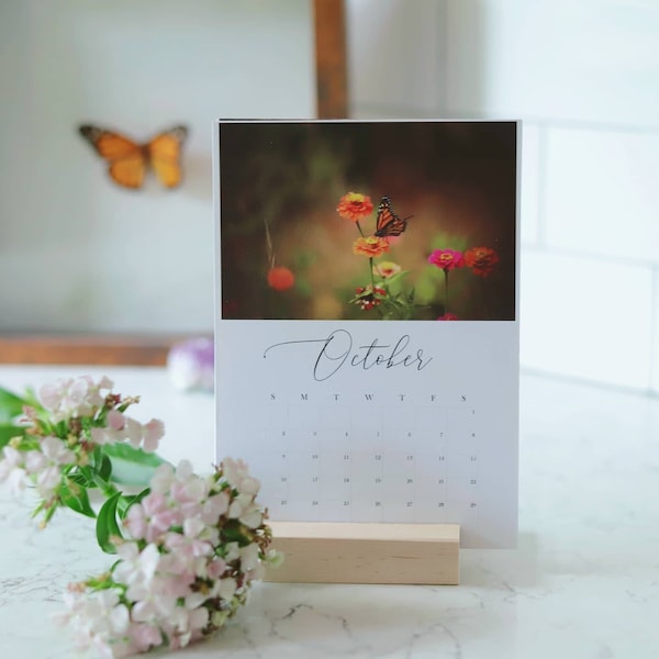 Natural Wood Calendar Holder: Photo & Card Display Stand - Etsy