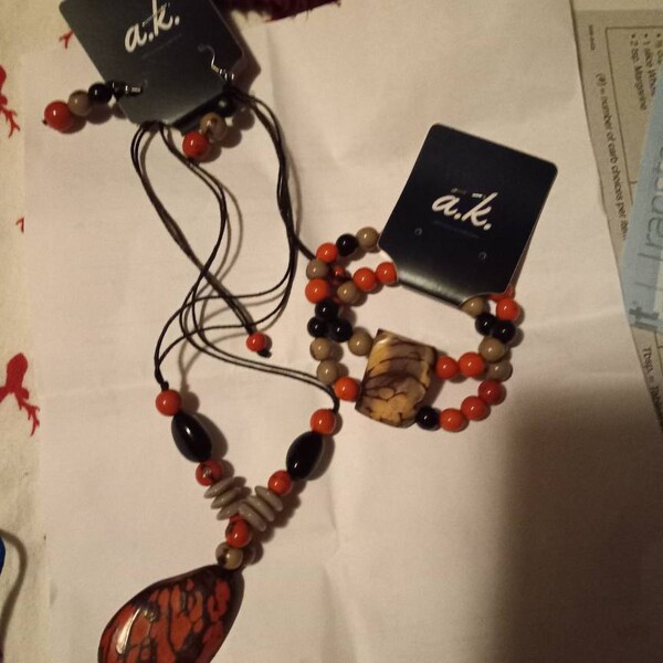 Burgundy Tagua Nut Earrings TAG290, Organic Vegetable Ivory Earrings in ...