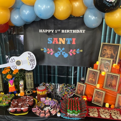 Coco Photo Ofrenda, Coco Altar Photos , Coco Movie, Coco Party, Coco ...