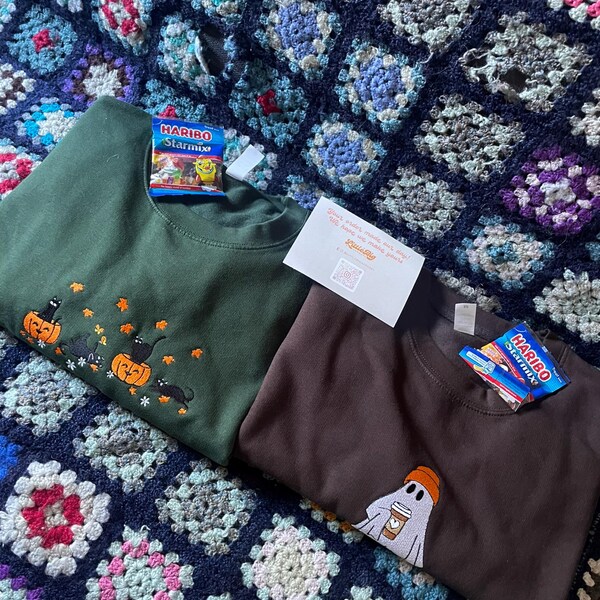 Cozy Autumn Embroidered Falling Leaves Sweatshirt, Fall Leaves Crewneck ...