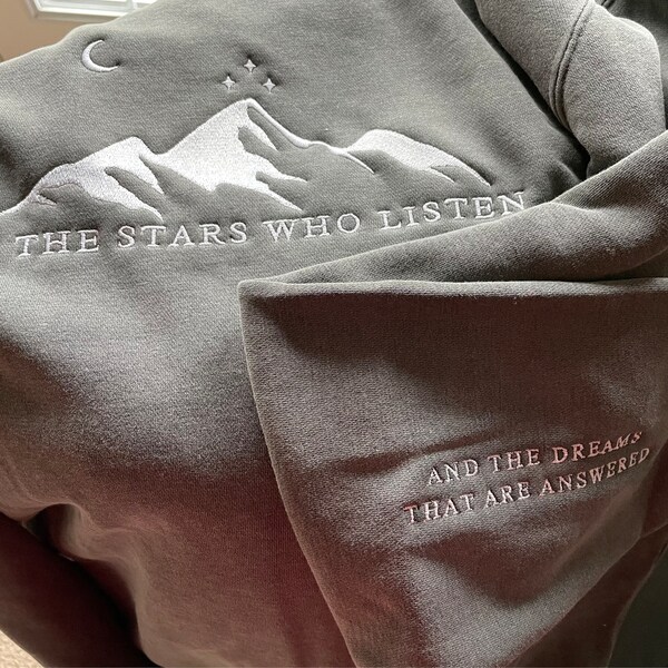 OFFICIALLY LICENSED ACOTAR Embroidered Sweatshirt Stars Acotar Merch ...
