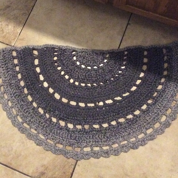 Half Circle Area Rug - Crochet Pattern PDF - Jayda Institches - Etsy