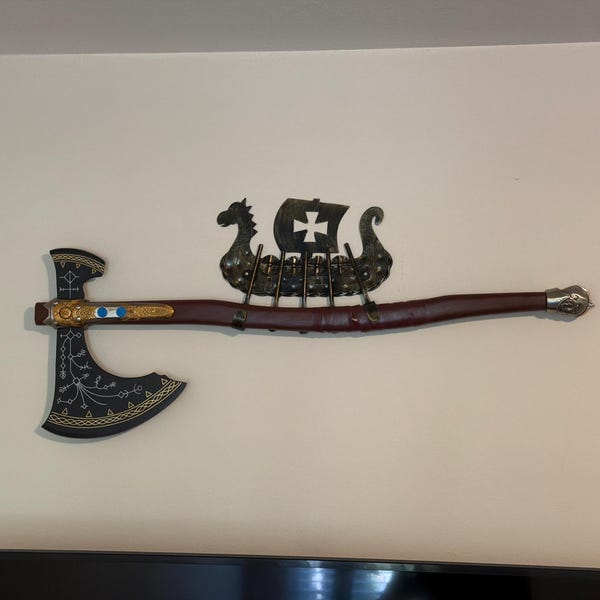 Tomahawk Wall Mount Double, Display Axe Holder Handmade, Wall Mount for ...