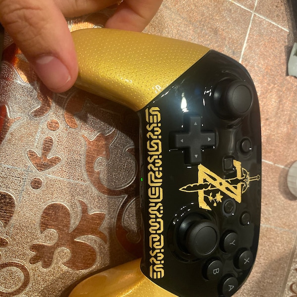 Custom the Legend of Zelda Breath of the Wild Themed Nintendo Switch ...