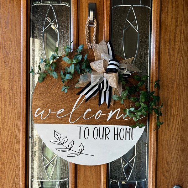 Welcome Sign With Interchangeable Bows | Versatile Welcome Sign ...