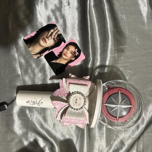 STRAY KIDS SKZOO Bang Chan, Lee Know, Changbin, Hyunjin, Han, Felix ...