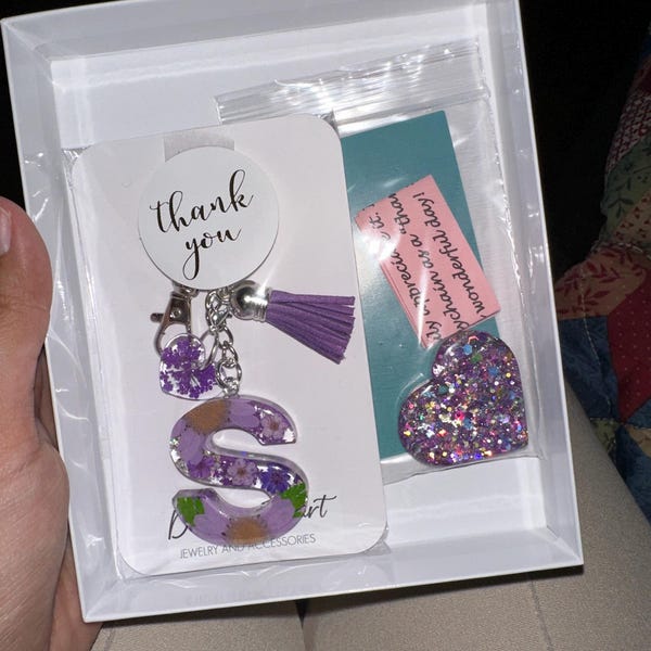 Custom Purple Flower Resin Keychain, Personalized Pressed Dried Floral ...