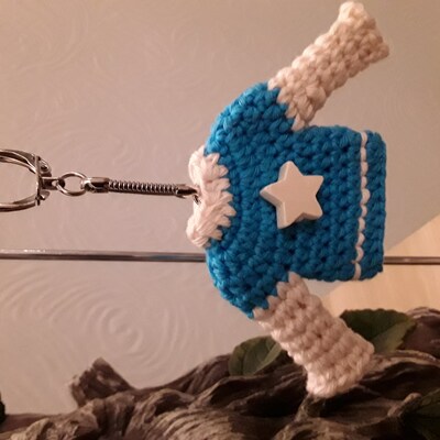 Sweater Keychain Crochet PATTERN, Crochet Keychain Pattern, Crochet ...
