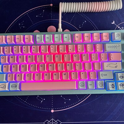 Custom Coiled Keyboard USB Cable With Aviator Connector GMK Dracula - Etsy