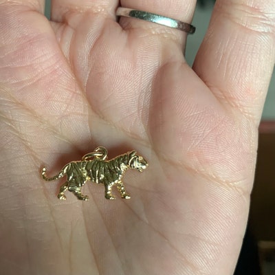 Solid 9ct Gold Opera House Charm Pendant - Etsy