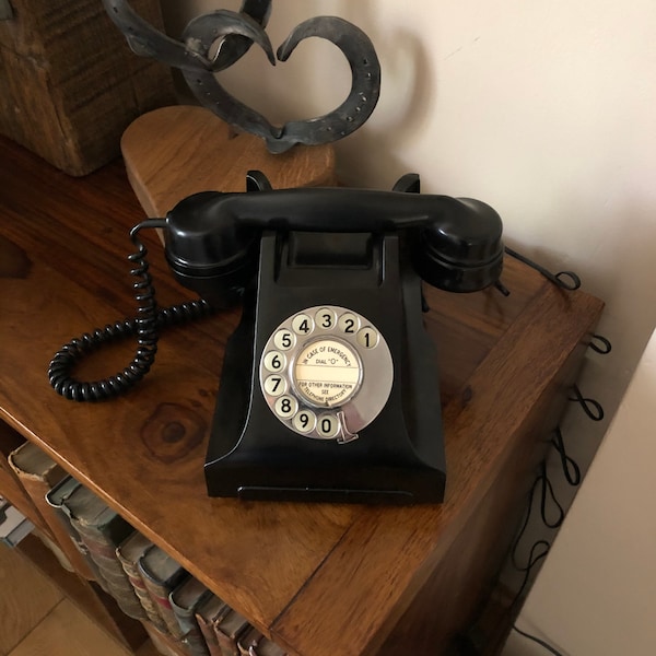 Art Deco Vintage Pyramid Telephone Pyramid Retro Dial Phone With Bell ...