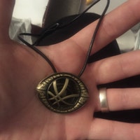 Doctor Strange Necklace, Eye of Agamotto Amulet Necklace, Perfect Gift ...