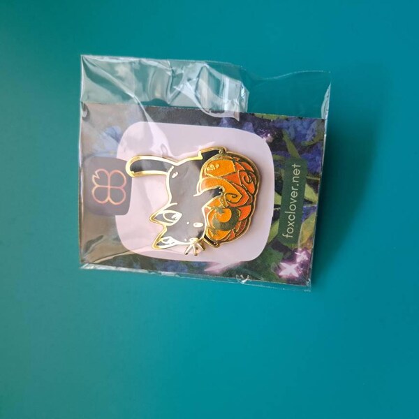 Pumpkin Cat (castor) - Hard Enamel Pin | Gold Plated | Cute Gift | Pin ...