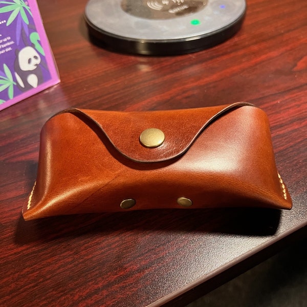 Leather Glasses Case With AirTag Sleeve Personalized Eyeglass Case ...