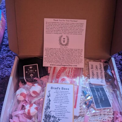 Poison Bottle Pendant. Witches Spell Bottle, Magic Spell Bottle, Poison ...