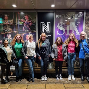 SIX MUSICAL QUEENS Jumper Six Musical West End Queens Musical Theatre ...